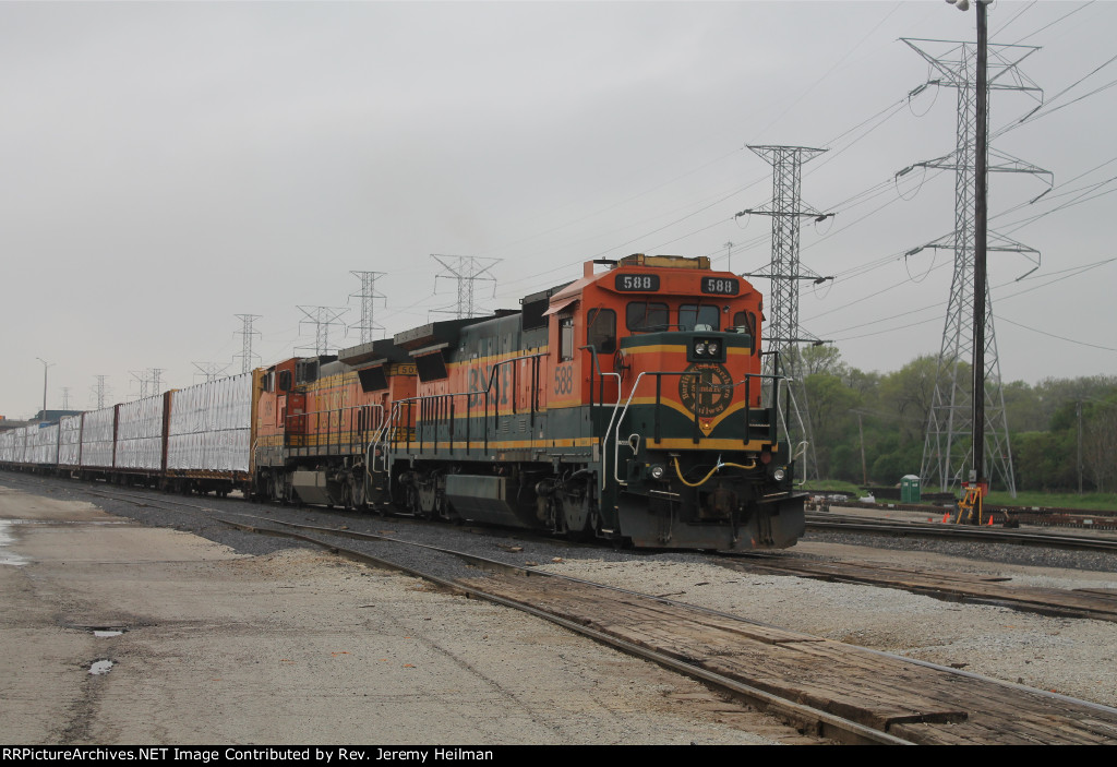 BNSF 588 & 509 (1)